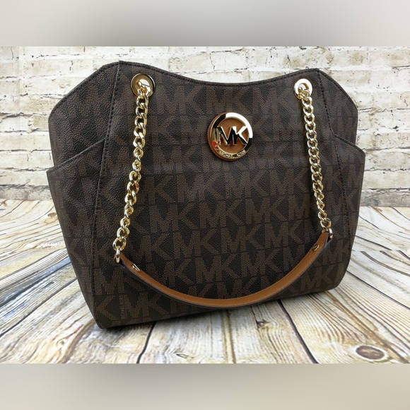 Michael Kors | Bags | Michael Kors Jet Set Travel Large Chain Shoulder ...